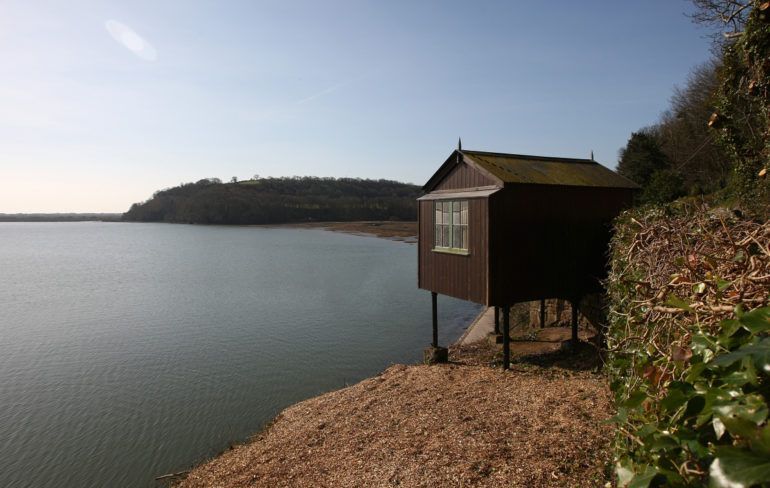The secluded shacks and sheds of famous writers - Cottage Life