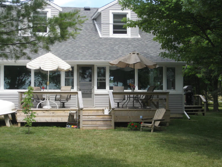 Waterfront cottage rentals in Canada that guests loved - Cottage Life