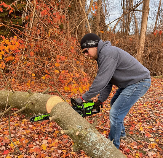 How the Cottage Coach takes on fall prep with just one battery ...